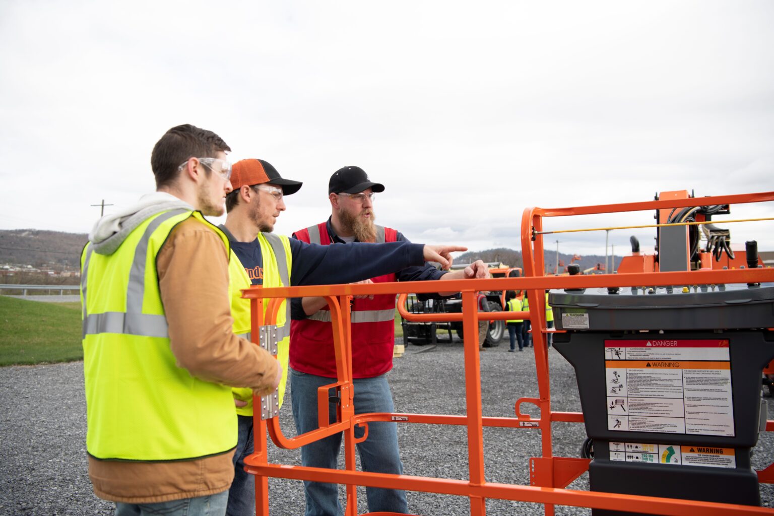 Familiarization vs Training: What's the difference - Power Towers