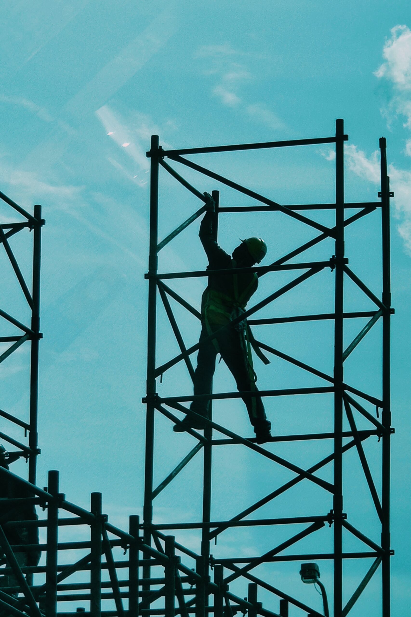 The Shift from Ladders and Scaffolding to MEWPs in the Workplace ...